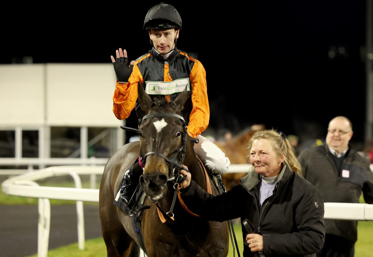 Winning return for Oisin Murphy - Qatar Racing